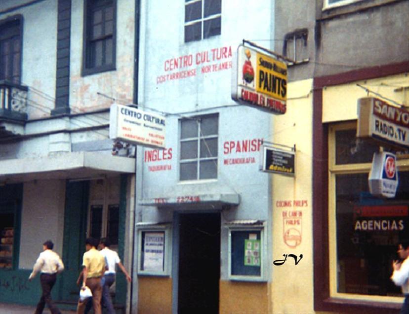 Nosotros | Centro Cultural Costarricense Norteamericano